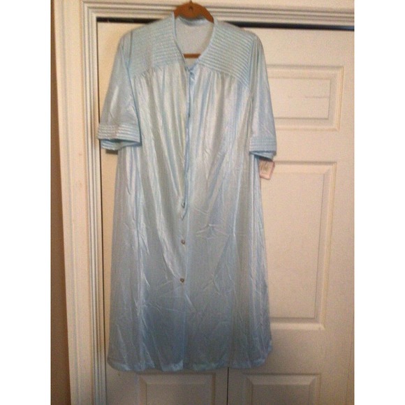 Val Mode | Intimates & Sleepwear | New Vintage Val Mode Blue Robe ...